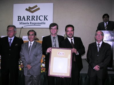 Despiertos del Sur: PERU: BARRICK GOLD NO PIERDE EL TIEMPO